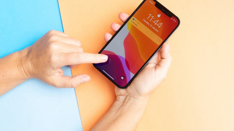 How to Remove Blue Light on iPhone – Horus X